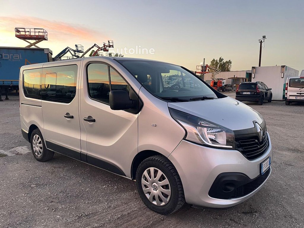 Renault Trafic 1.6 putnički minibus