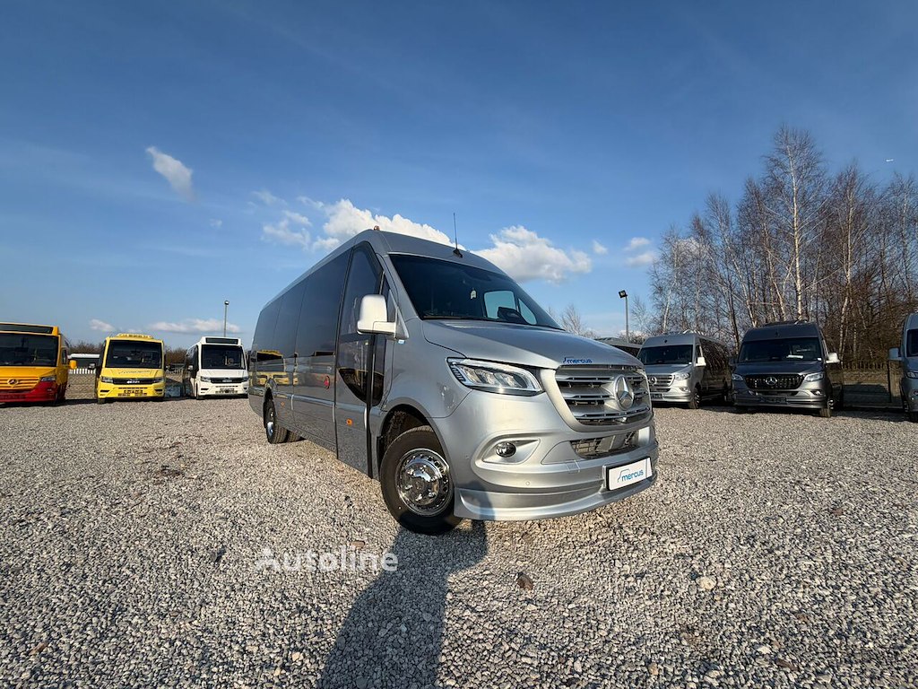 Novi Mercedes-Benz Sprinter 519 putnički minibus