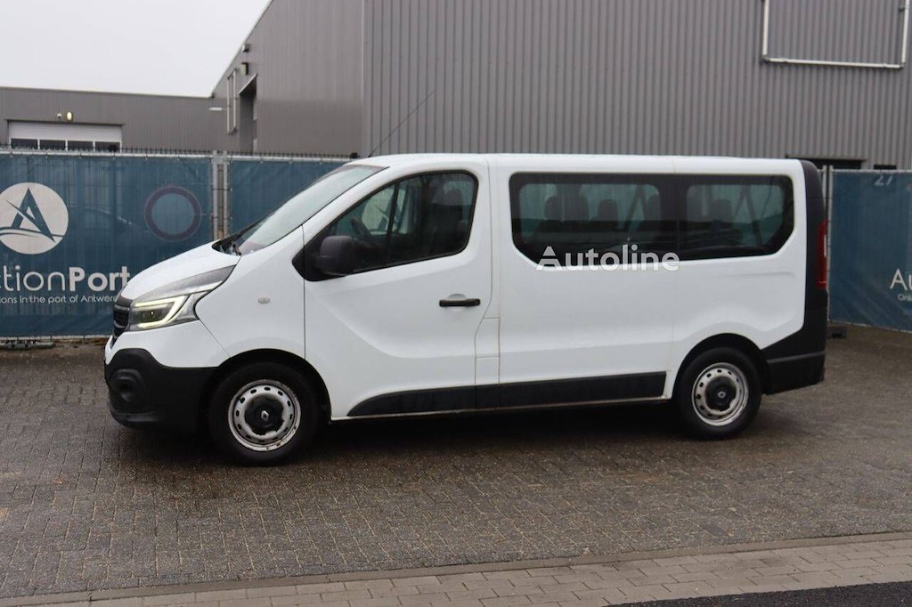 Prodaje se Renault Trafic putnički minibus na aukciji