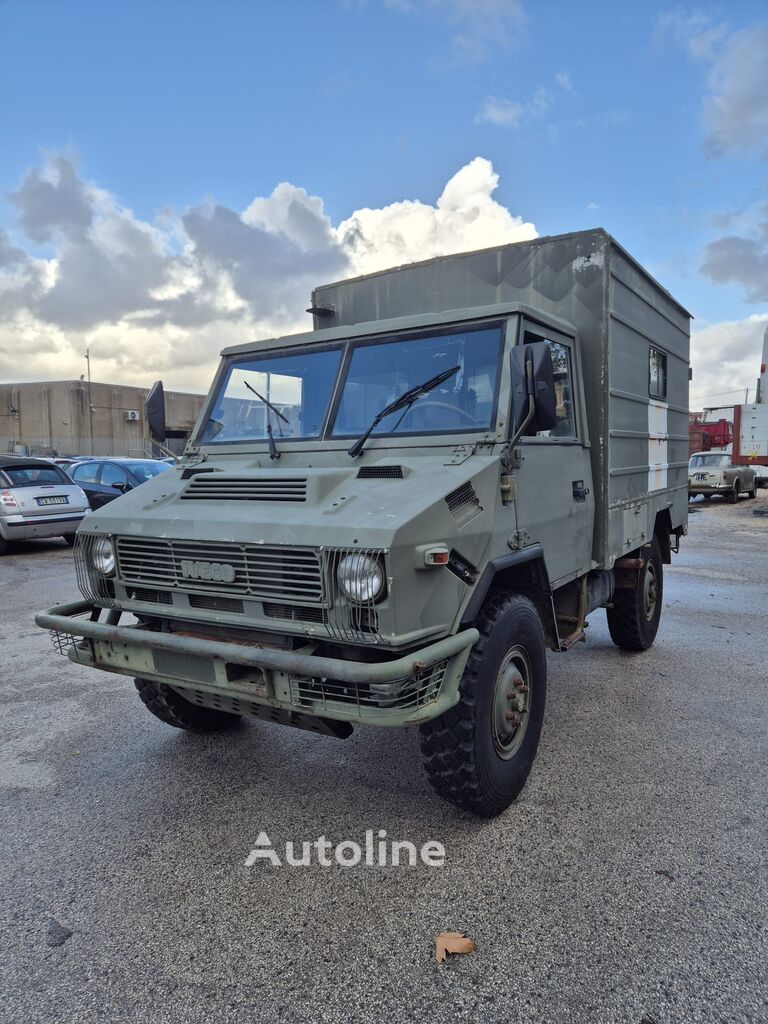 IVECO VM90 vozilo hitne pomoći