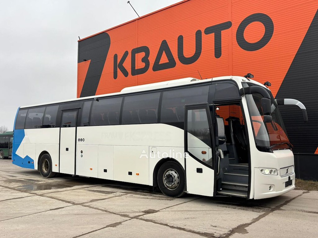 Volvo B8R 9500 4x2 AC / AUXILIARY HEATING / WC / WHEELCHAIR LIFT turistički autobus