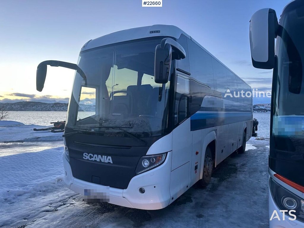 Higer TOURING HD m/ 49+1+1 sitteplasser, toalett og to sett dekk turistički autobus