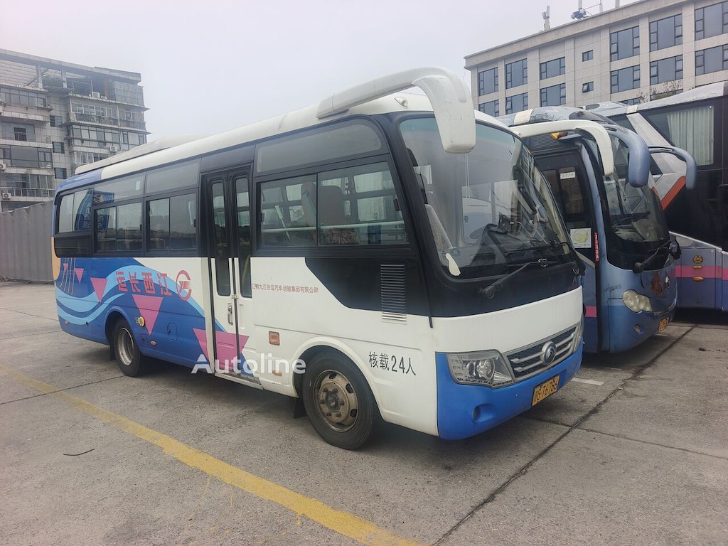 Yutong ZK6729D51 prigradski autobus
