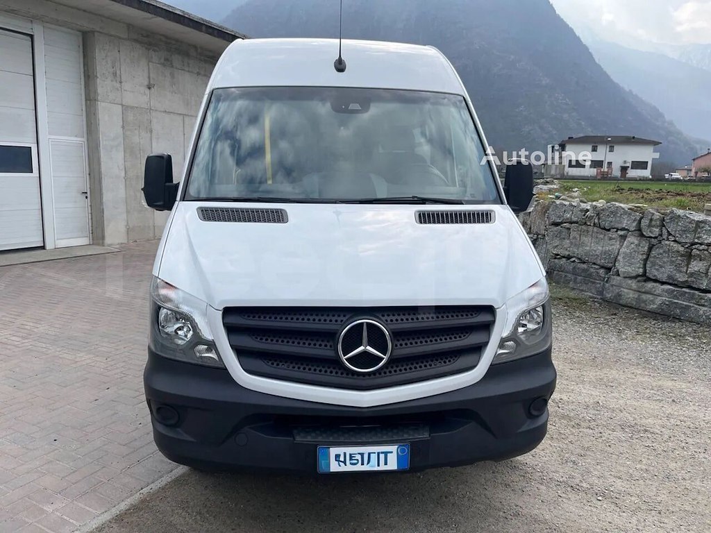 Prodaje se Mercedes-Benz Sprinter prigradski autobus na aukciji
