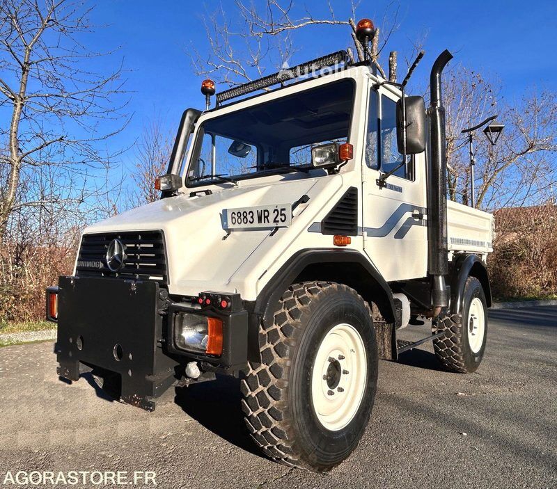 Prodaje se Mercedes-Benz UNIMOG U 90 TURBO univerzalnu komunalnu mašinu na aukciji
