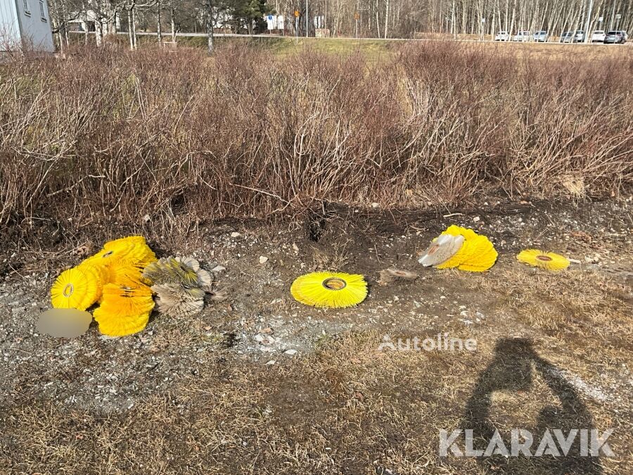 Prodaje se Borstringar vozilo za čišćenje ulica na aukciji
