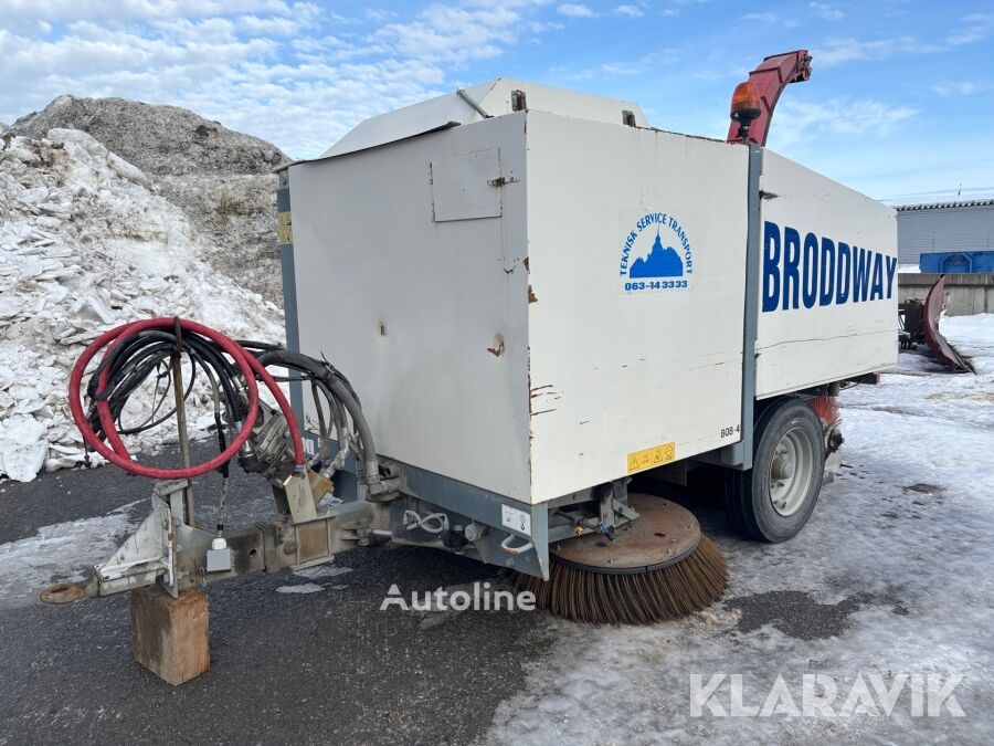 Prodaje se Broddway Wasa Combi vozilo za čišćenje ulica na aukciji