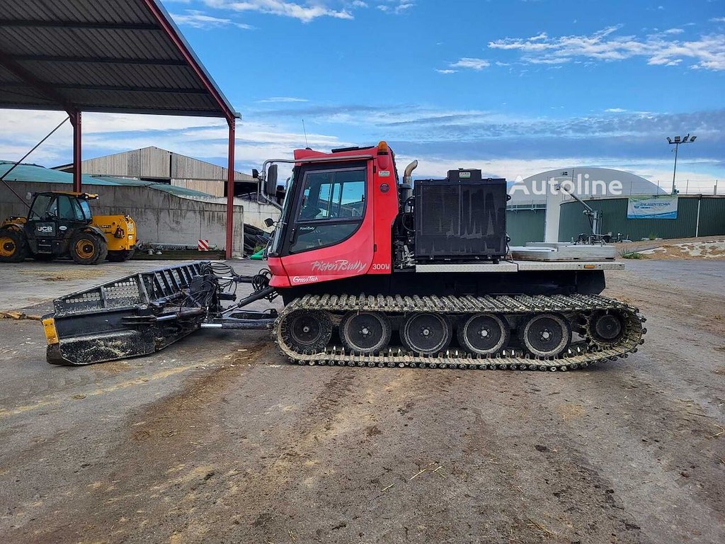 Prodaje se PistenBully PB 300 tabač snega na aukciji