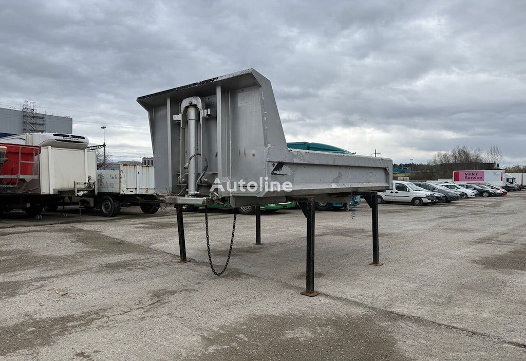 600 SWS karoserija kipera