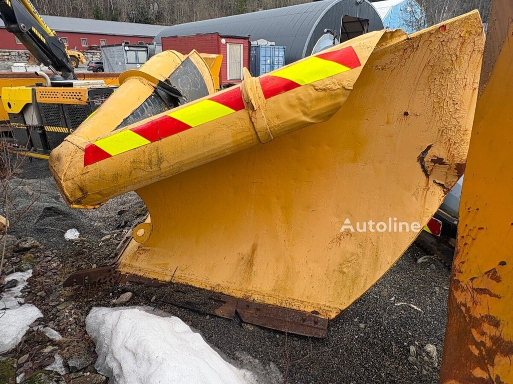 Prodaje se Steinsland Andre STEINSLAND TV270 med parallellogram raonik za sneg na aukciji