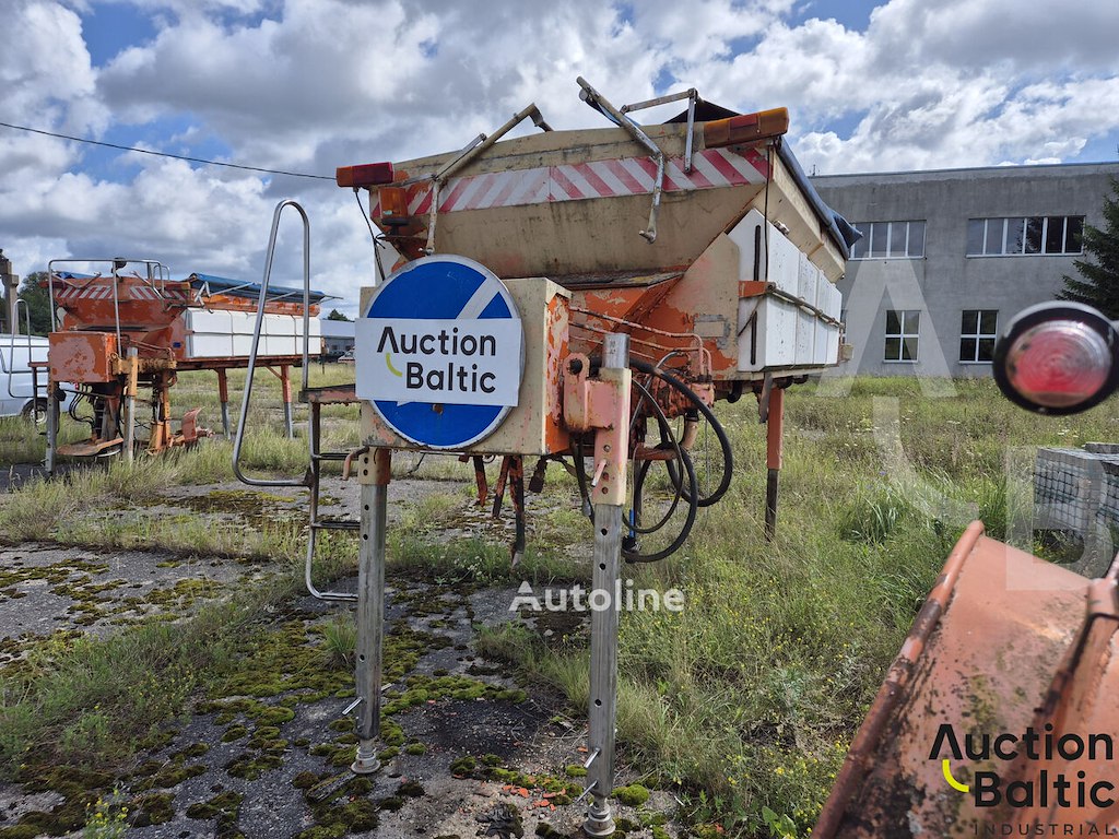 Prodaje se Medmeta MM011-2 karoseriju posipača peska na aukciji