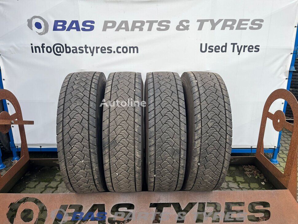 Goodyear Goodyear 315/80R22.5 KMax D Gen-2 used set guma za kamione
