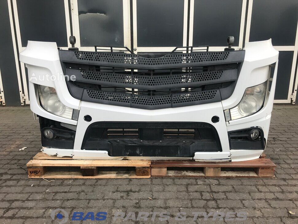 Mercedes-Benz Actros MP4 Mercedes A 960 880 17 90 branik za kamiona
