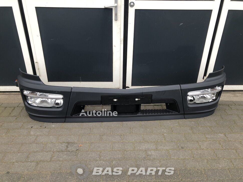Mercedes-Benz Atego Mercedes A 967 885 02 08 branik za kamiona