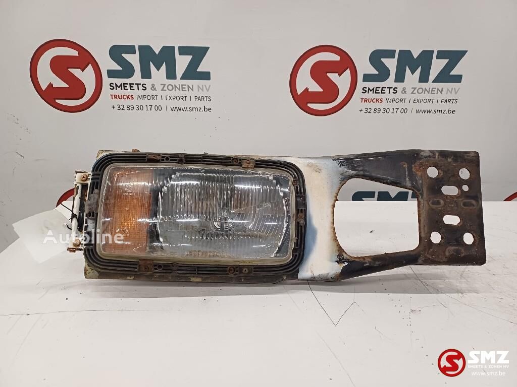 Mercedes-Benz Occ voor + koplamp rechts Mercedes A6418800103 branik za kamiona