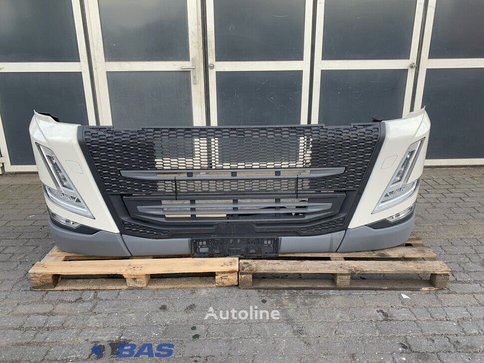 Volvo FM5 78670304 branik za Volvo FM5 kamiona