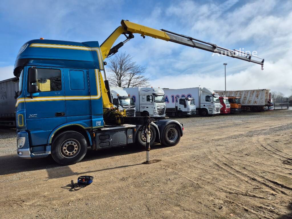 DAF XF 510 6x2 //Crane Fassi 275 // Superspace tegljač