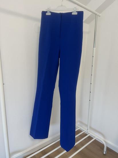 Zara kao nove pantalone XS