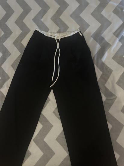 Zara pantalone