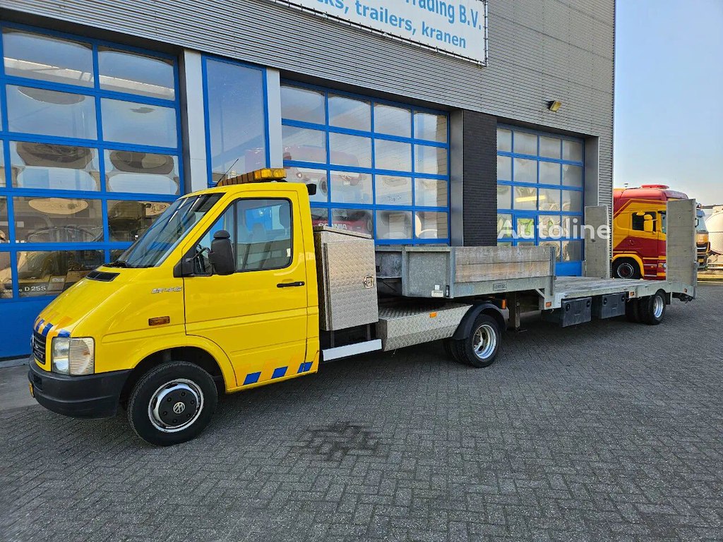 Volkswagen LT 46 TDI Veldhuizen transporter oplegger BE combi tegljač