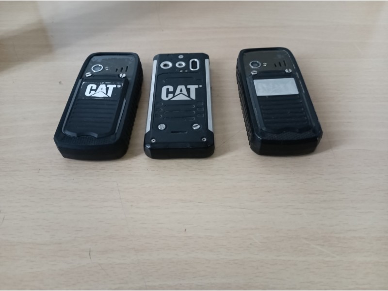 Tri CAT telefona