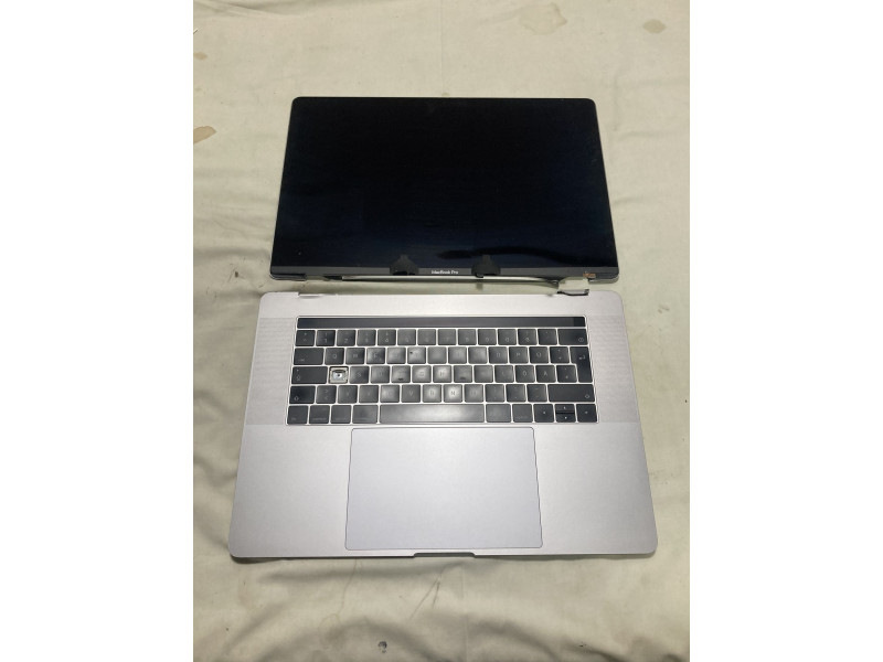 Macbook Pro A1707