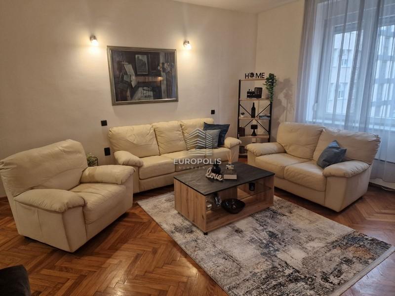 Namešten dvosoban stan od 50m² u Zahumskoj ID#9194
650 €