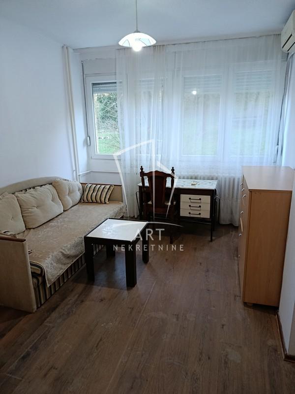 Kanarevo brdo. namešten stan ID#14441
350 €