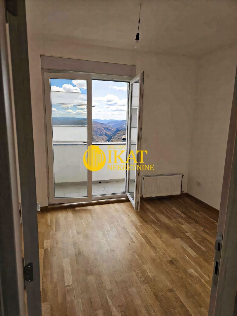 Stara Pazova 55m2, trosoban stan novije gradnje ID#4999
80.000 €