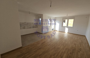Prodajem Stan-Apartman, Sremska Kamenica, Novi Sad Okolica
