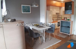 Stan-Apartman za Duži Najam, Blok 22, Novi Beograd, Beograd, €750