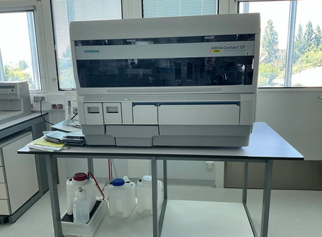 Laboratorijska oprema Siemens ADVIA 120
