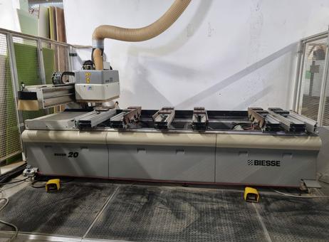 CNC obradni centar za drvo Biesse Rover 20