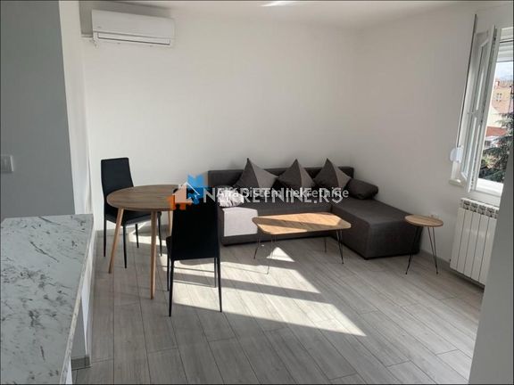 Savski venac, Kneza Miloša, 2.0 stan, 40m2, 750 EUR, ID 50627