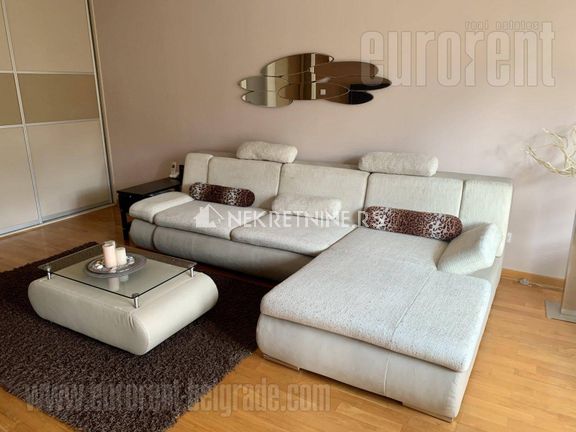 #42260, Izdavanje, Stan, BELVILLE, 1100 EUR