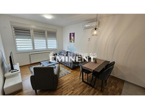 Voždovac, Darvinova pošta, Bulevar Peka Dapčevića, 2.0, 46m2, 500 EUR