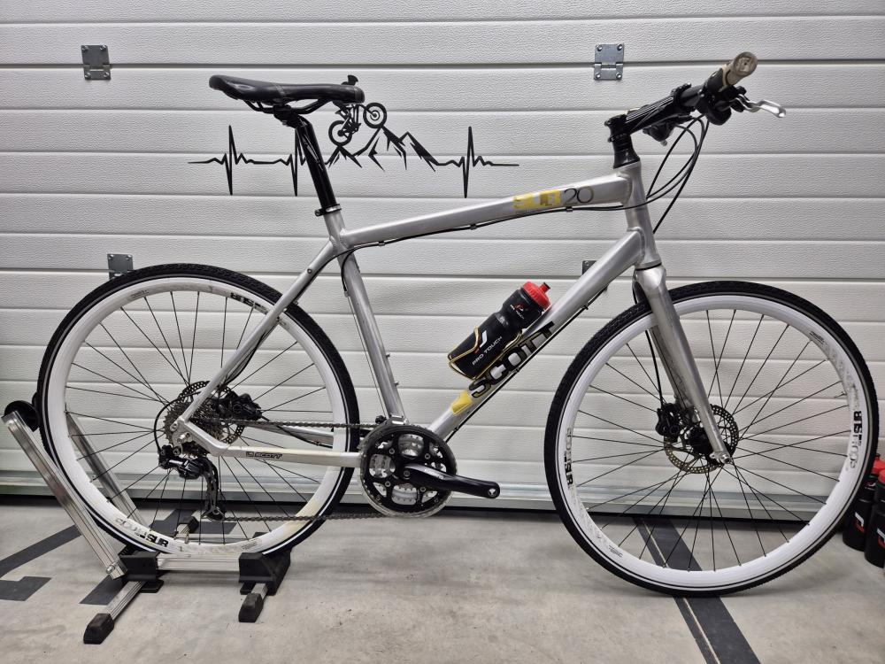 Scott SUB 20 vel. XL 3x9 deore TOP