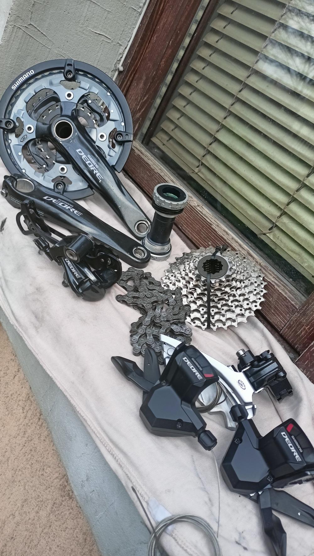 Kompletna MTB grupa Deore,3x9 super stanje