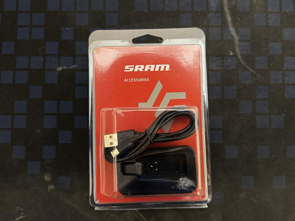 SRAM eTap AXs Punjač Za Baterije