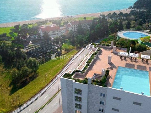 Stanovi u izgradnji s pogledom na more, 200m od plaže, Bečići, Budva