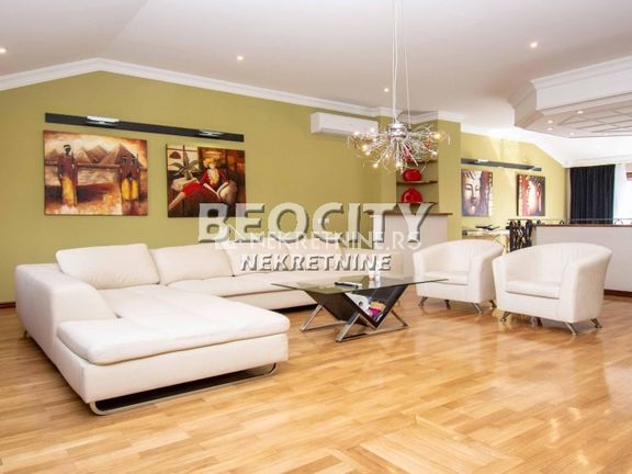 Palilula, Borča, Mihaila Šolohova, 5.0, 200m2, 300000EUR