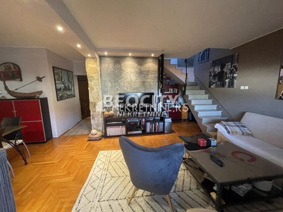 Novi Sad, Centar, Bore Prodanovića, 4.0, 127m2, 292300EUR