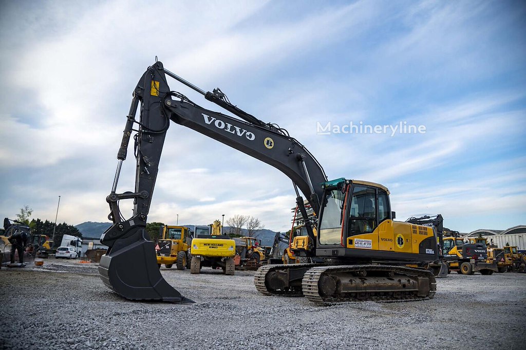 Volvo EC210CNL bager guseničar