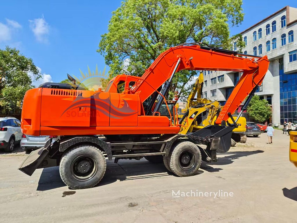 Doosan DH210W bager točkaš