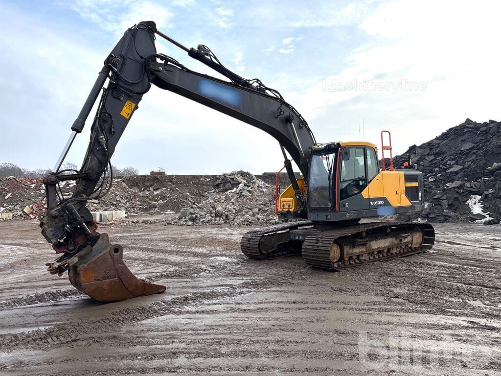 Prodaje se Volvo EC220 EL bager guseničar na aukciji