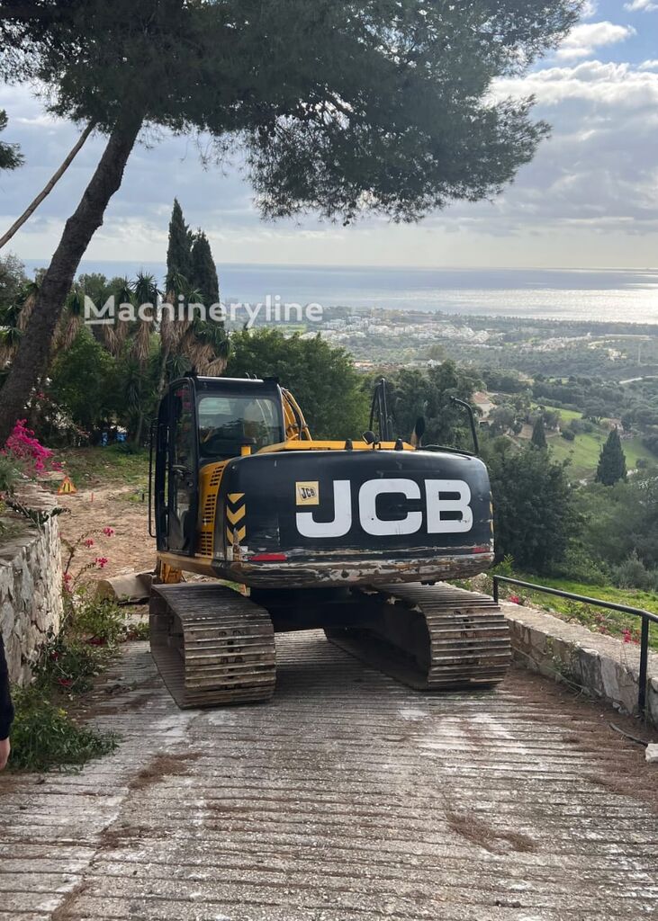 JCB JS130LC bager guseničar