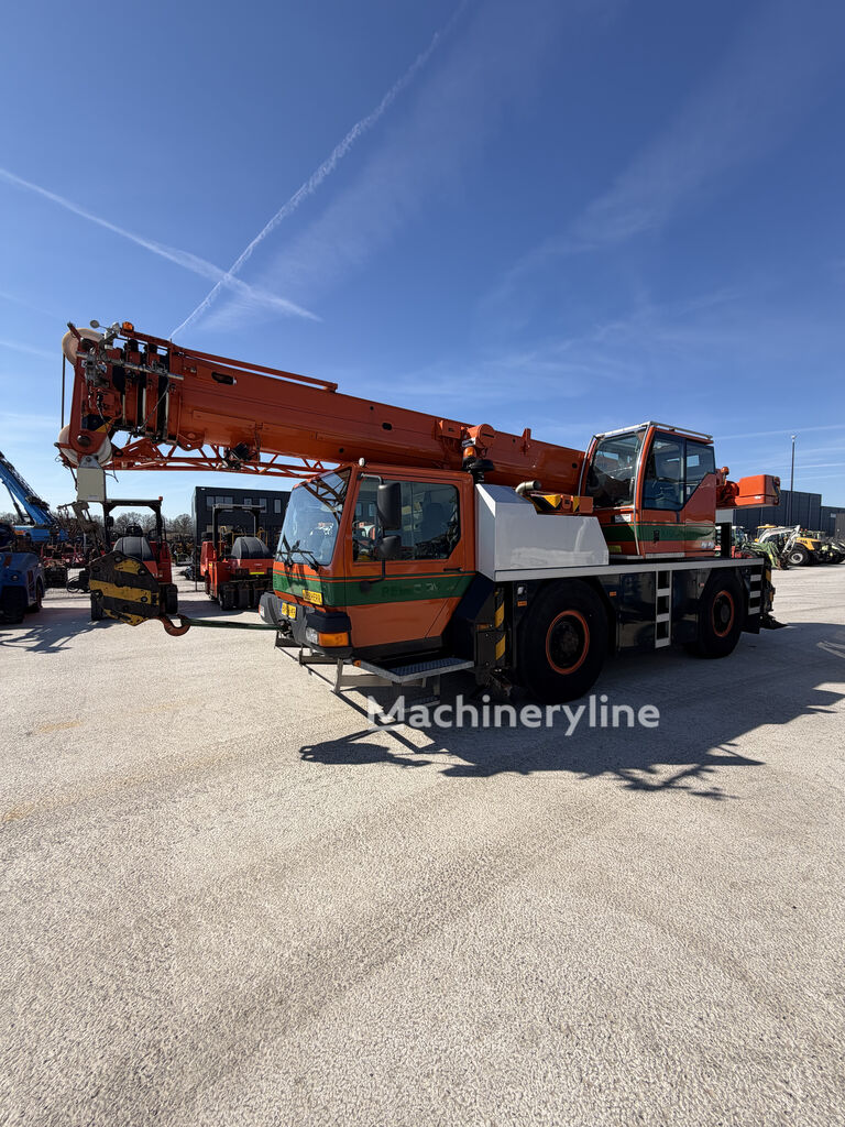 Liebherr LTM 1030 autodizalica