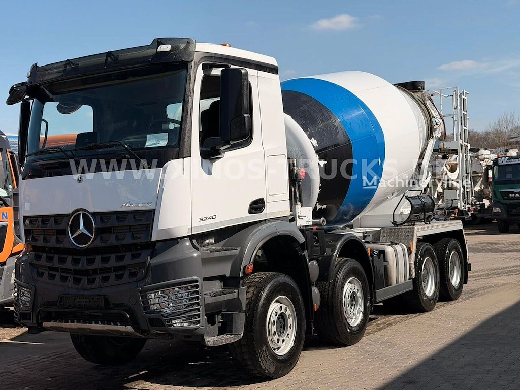 Stetter na šasiji Mercedes-Benz Arocs 3240 kamion s mešalicom za beton