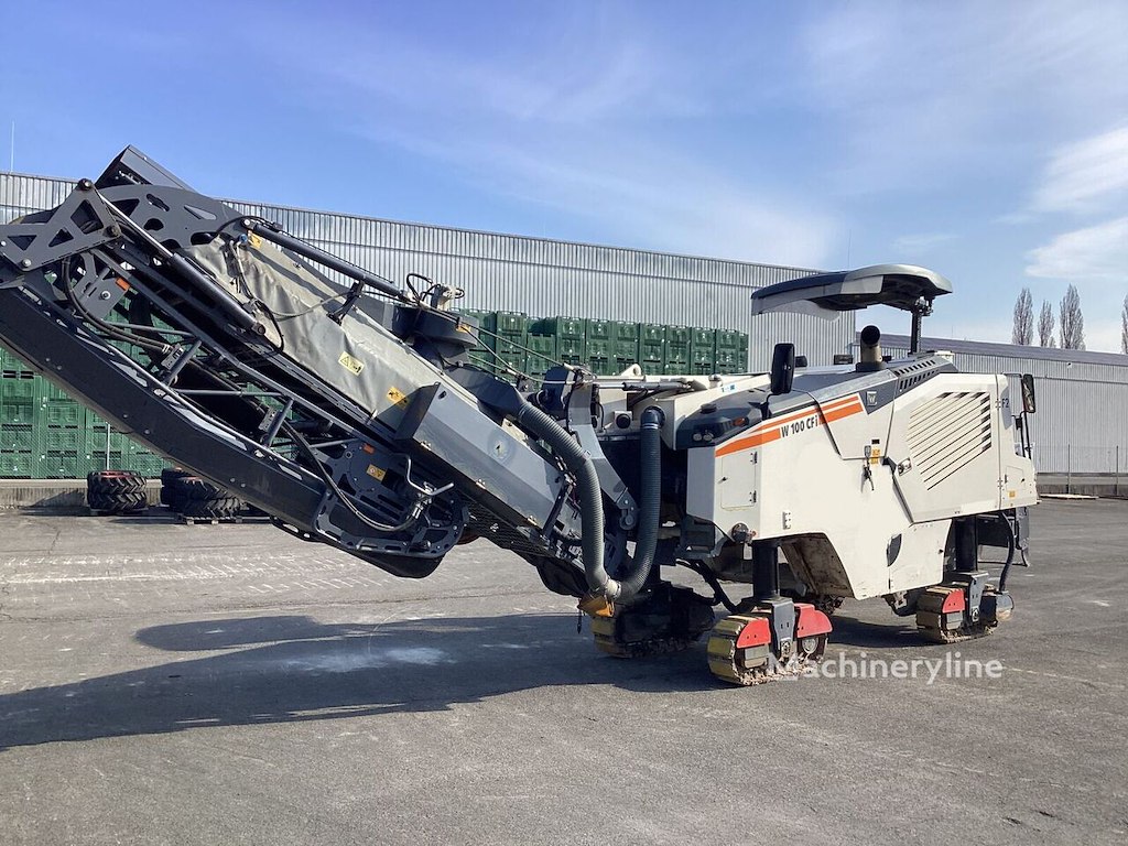 Wirtgen W100CFi glodalica za asfalt