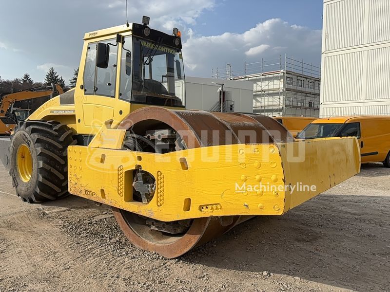 BOMAG BW 332 DEEP Impact kompaktor s jednim valjkom